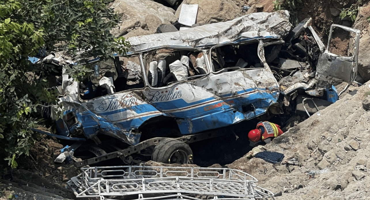 Bus Crashes in Pakistan Kill 36 | Transport Security International Magazine
